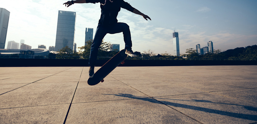 How to Heelflip: 3 Tips for Landing a Heelflip - 2026 - MasterClass