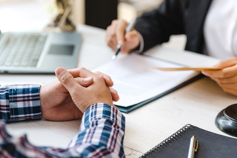 How to Find a Job: 5 Ways to Job Hunt - 2025 - MasterClass