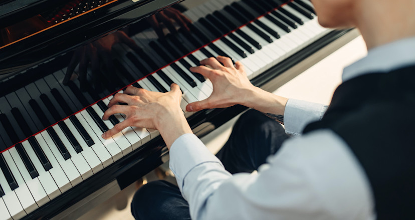 Pitch in Music Explained: 5 Examples of Pitch in Music - 2025 - MasterClass