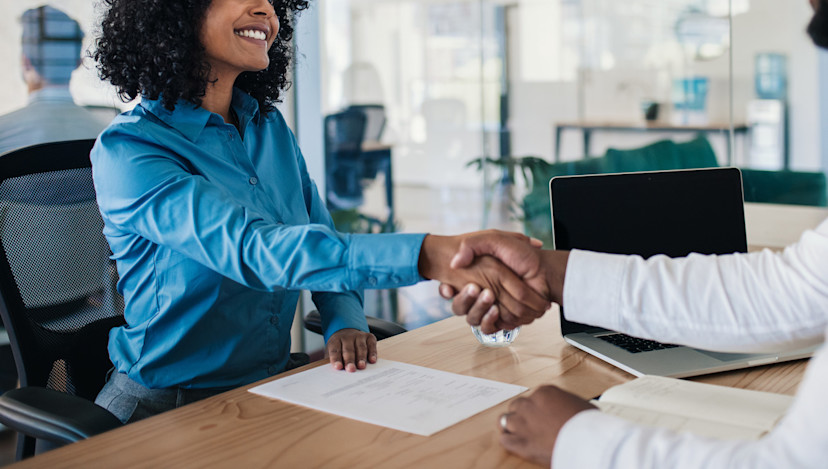 5 Leadership Interview Questions to Ask - 2025 - MasterClass