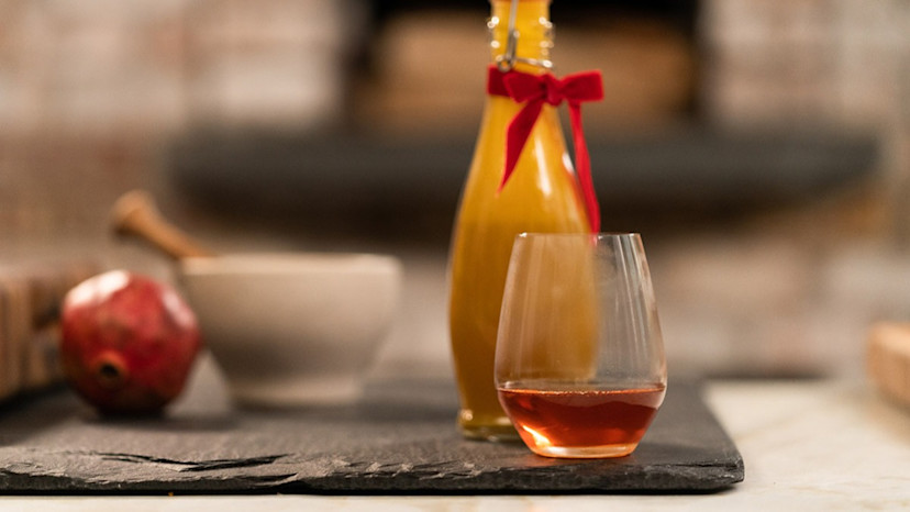 Ryan Chetiyawardana’s Beeswax Old Fashioned Recipe - 2026 - MasterClass