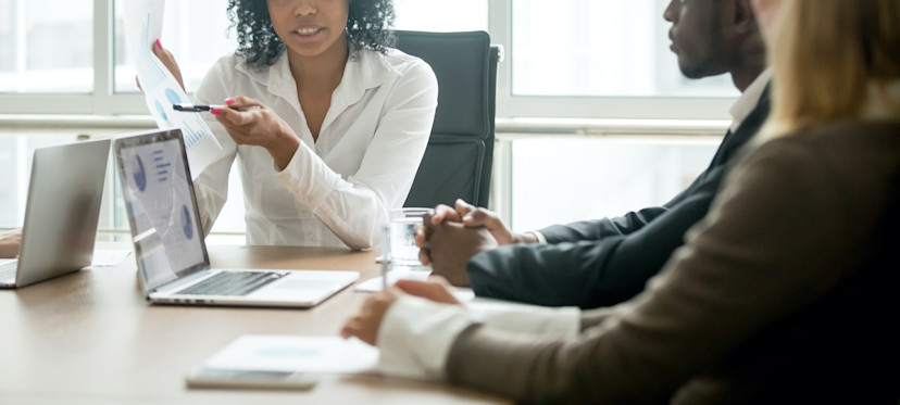 Middle Management Skills: How to Be a Good Middle Manager - 2025 ...