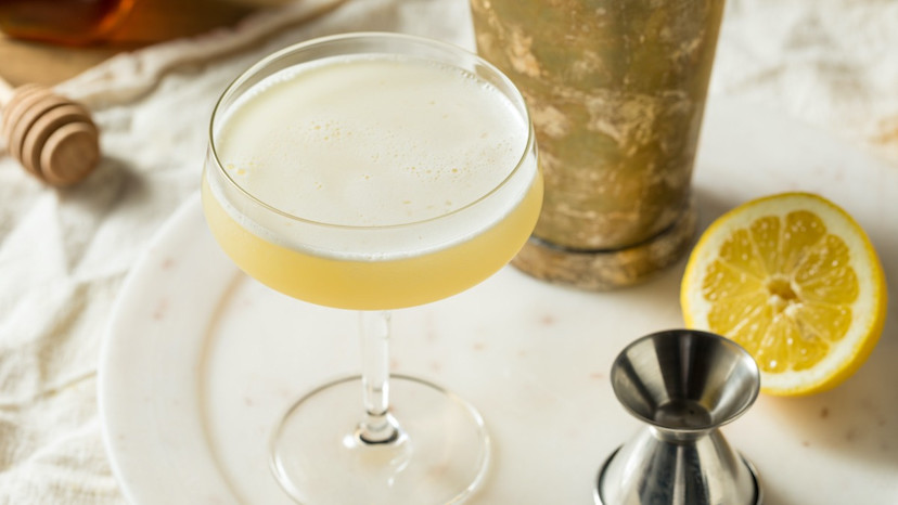 How to Make a London Calling Cocktail - 2025 - MasterClass