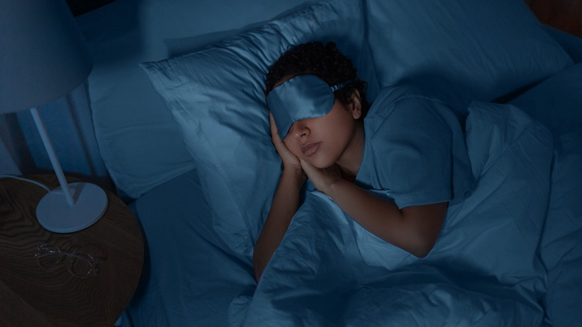 How to Stay Cool While Sleeping: 9 Tips to Cool Down at Night - 2026 ...