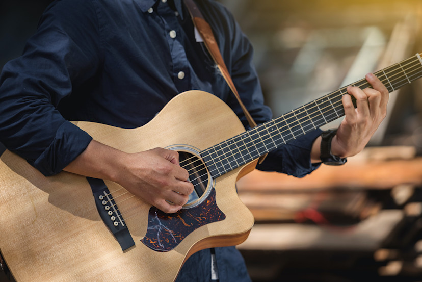 Country Pop Music Guide: 5 Notable Country Pop Artists - 2025 - MasterClass