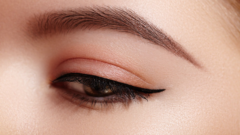 How to Apply Eyeliner to Your Waterline - 2025 - MasterClass