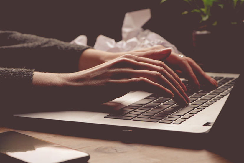 ‘Raise’ vs. ‘Rise’: How to Use ‘Raise’ and ‘Rise’ Correctly - 2025 ...