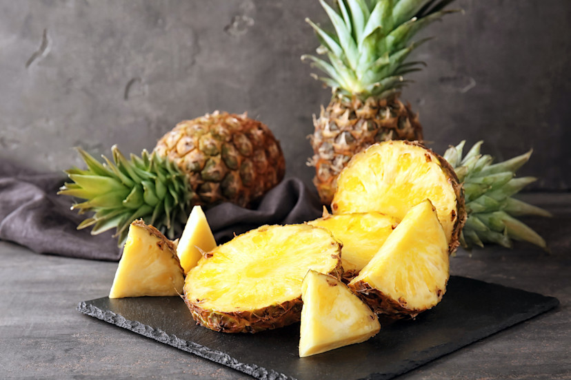 How to Select a Ripe Pineapple: 3 Ways to Pick a Ripe Pineapple - 2025 ...