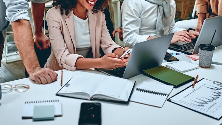 Advertising Strategy: How to Build an Advertising Strategy - 2025 ...