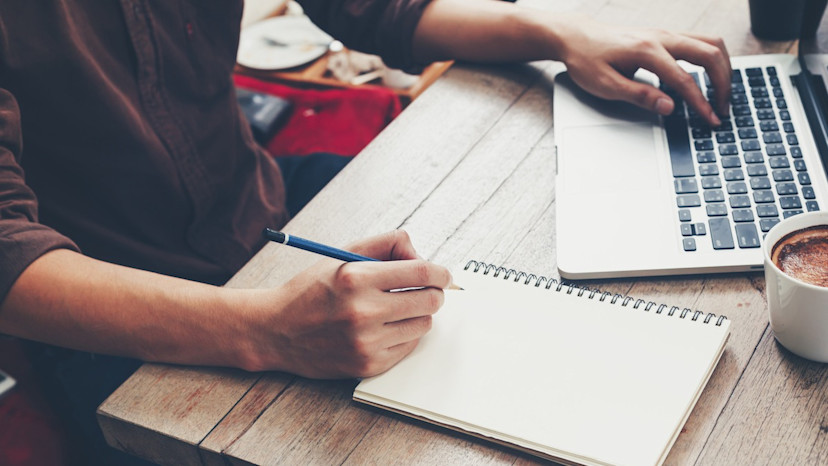 How to Begin a Short Story: 5 Ways to Hook Your Readers Quickly - 2026 ...