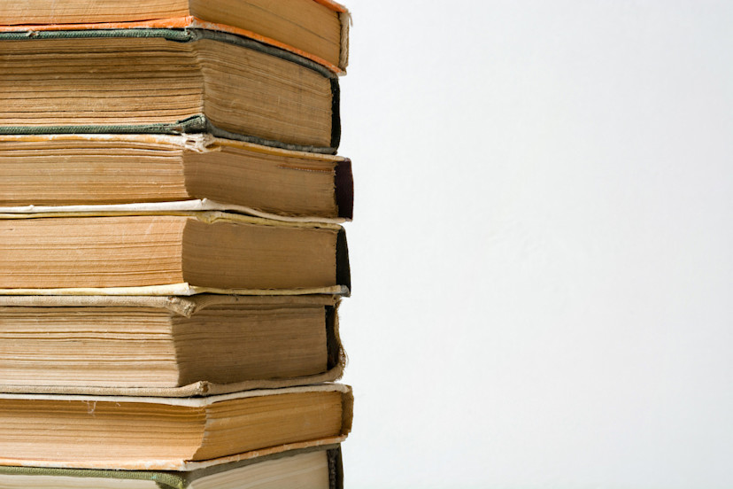 What Makes a Book Great? The 5 Elements of a Good Book - 2026 - MasterClass