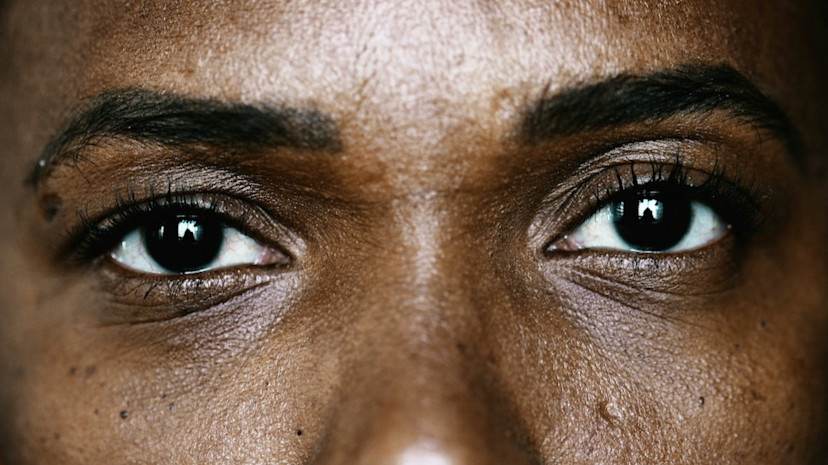 Bobbi Brown on Eye Shapes and Makeup - 2025 - MasterClass