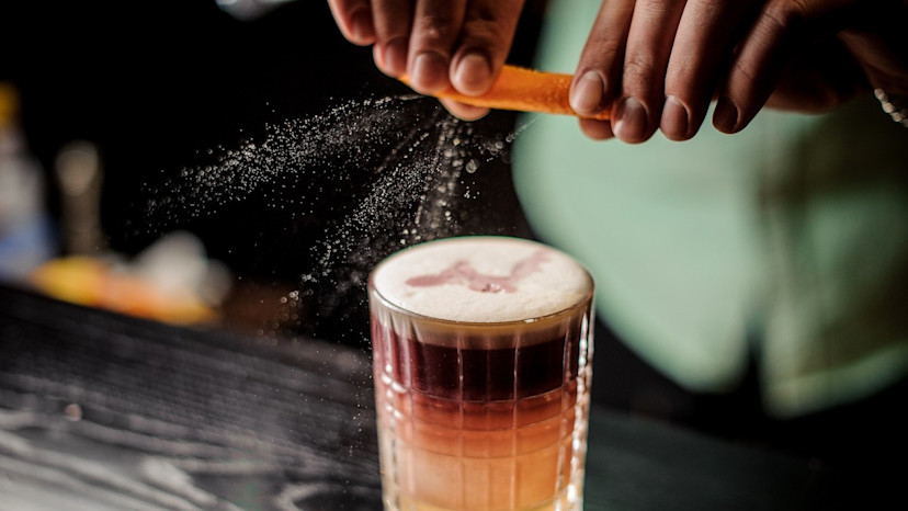 All About Sour Cocktails: 9 Classic Sour Cocktails - 2026 - MasterClass