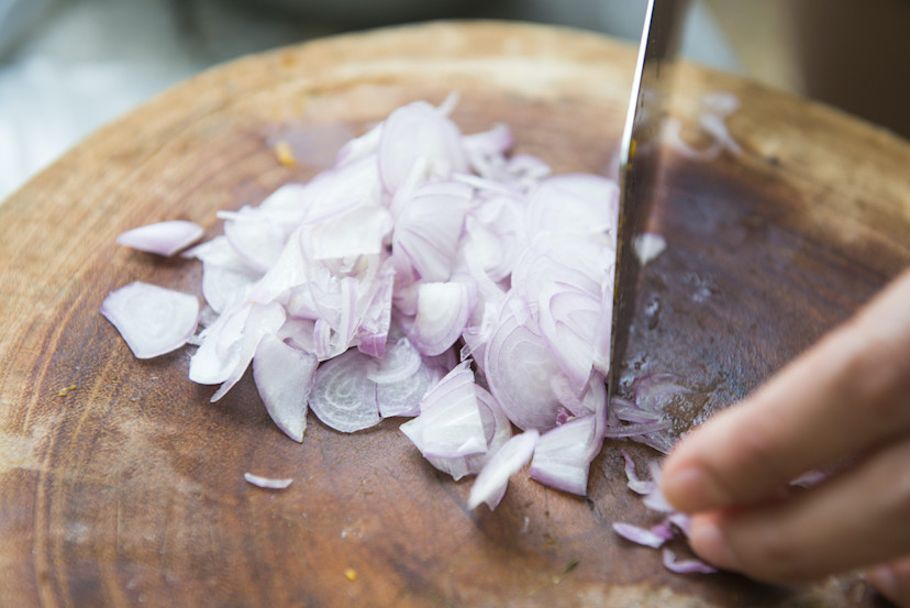 How to Cut a Shallot: 3 Ways to Slice Shallots for Recipes - 2025 ...