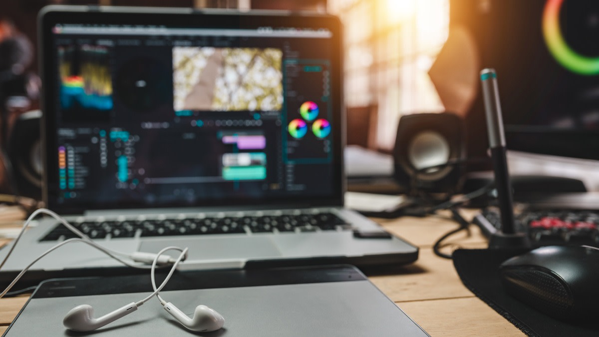 Guide to Color Grading: How to Color Grade Video Footage - 2022 ...