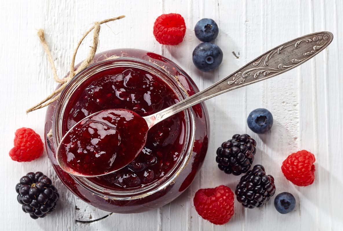 How to Make the Best Homemade Jam in 4 Steps: Easy Berry Jam Recipe ...
