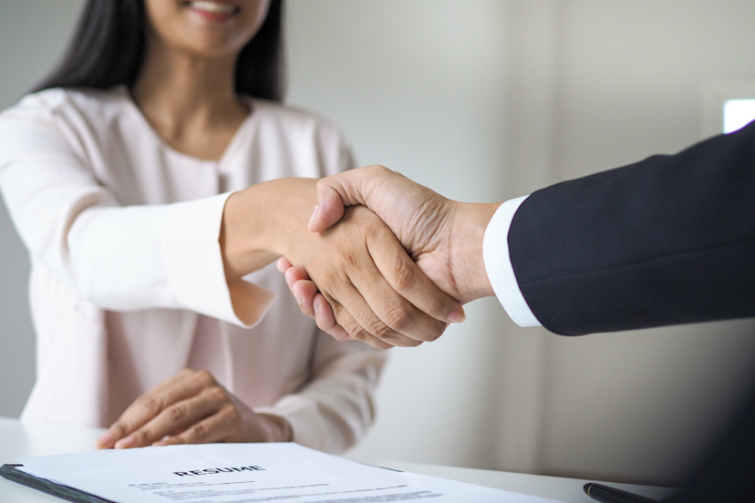 How to Accept a Job Offer: Email Template - 2025 - MasterClass