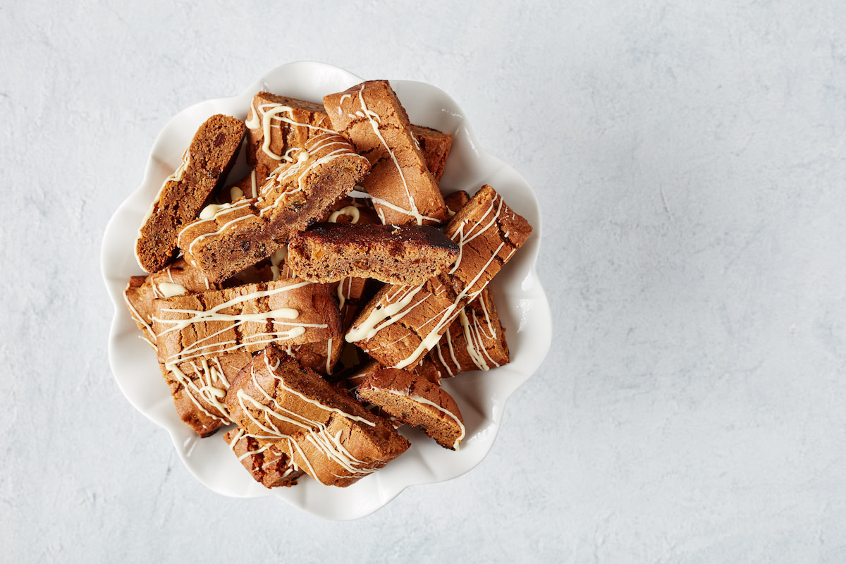 Hermit Cookie Recipe: How to Make Hermit Cookies - 2022 - MasterClass