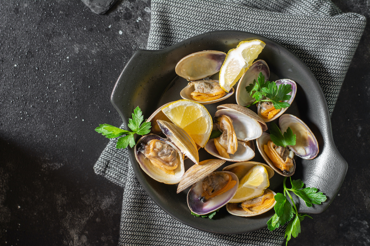 Guide to Clams: How to Identify and Cook 8 Types of Clams - 2022 ...