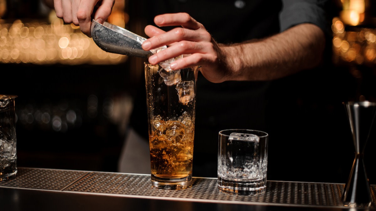 Cocktail Ice: 4 Different Types of Ice to Use in Cocktails