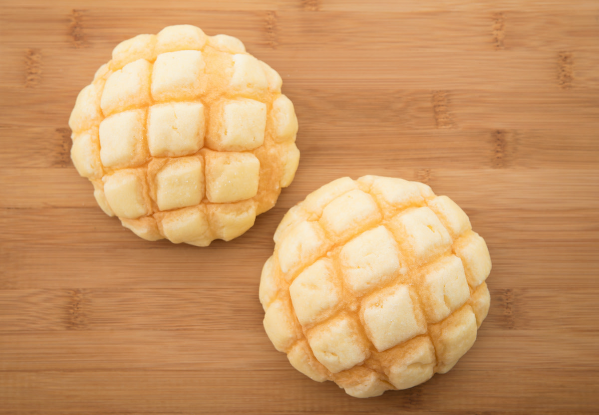 Simple Melonpan Recipe: How to Make Japanese Melonpan - 2022 - MasterClass