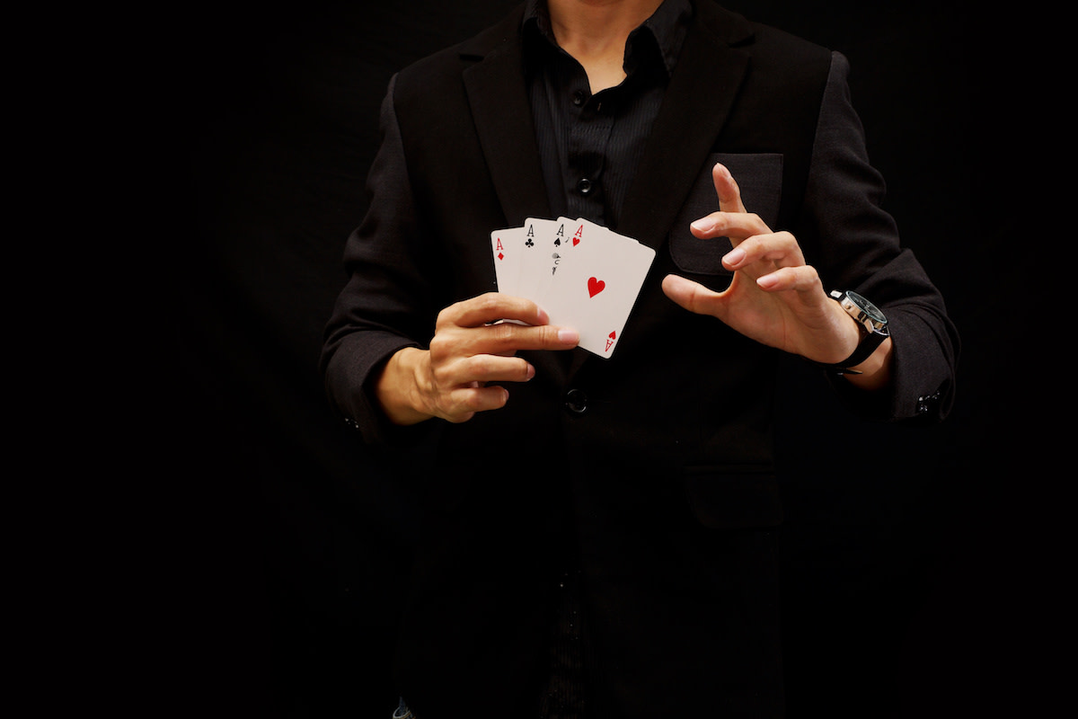 Magic 101: 13 Different Techniques to Master Easy Card Tricks - 2022 ...