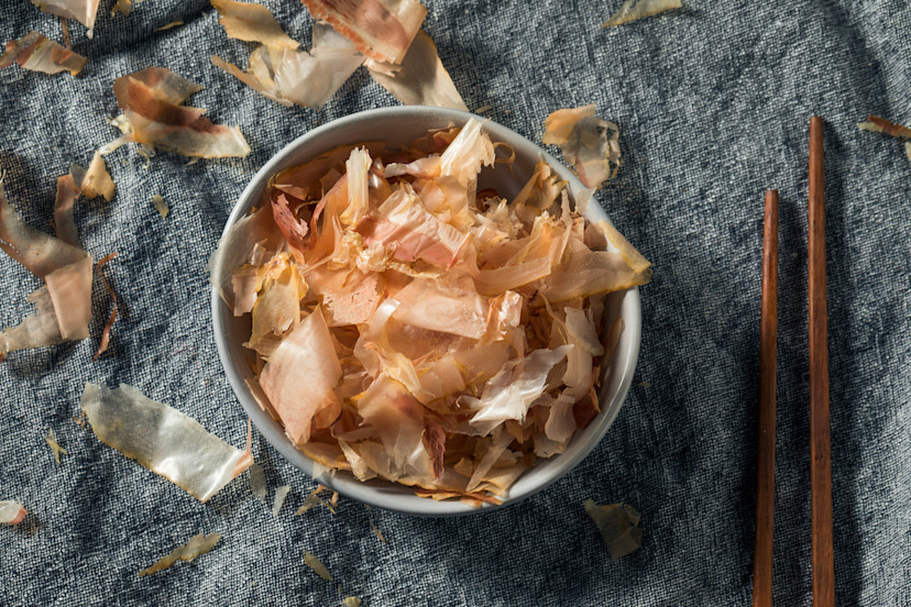 How to Cook With Bonito Flakes: 4 Types of Katsuobushi - 2025 - MasterClass