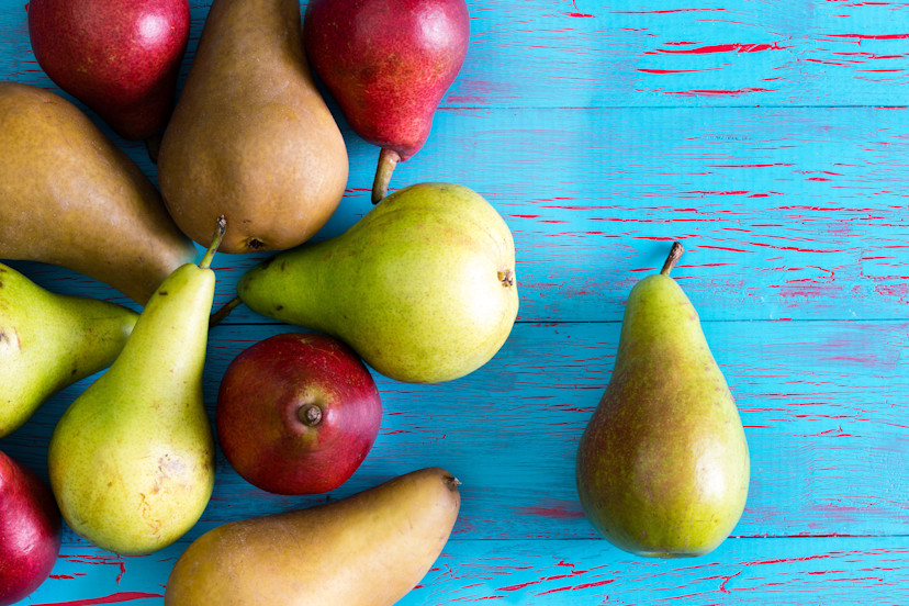 10 Different Types of Pears: How to Pick Pears and Cook With Pear ...