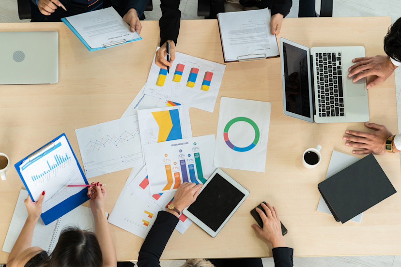 SPIN Selling Guide: 4 Stages of the SPIN Selling Process - 2025 ...