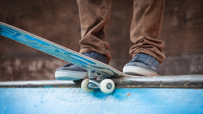 How to Do a Frontside Rock ‘n’ Roll on a Skateboard - 2026 - MasterClass