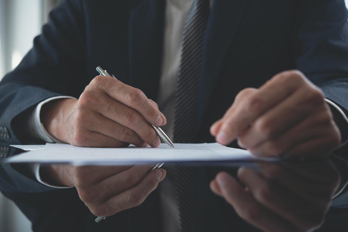 Deed vs. Title: Difference Between Deeds and Titles - 2022 - MasterClass Deed vs. Title: Difference Between Deeds and Titles - 2022 - MasterClass