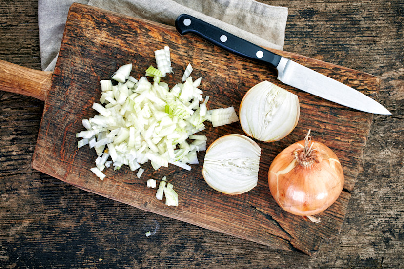 How to Chop Onions: 7 Onion Cuts and Their Uses - 2025 - MasterClass