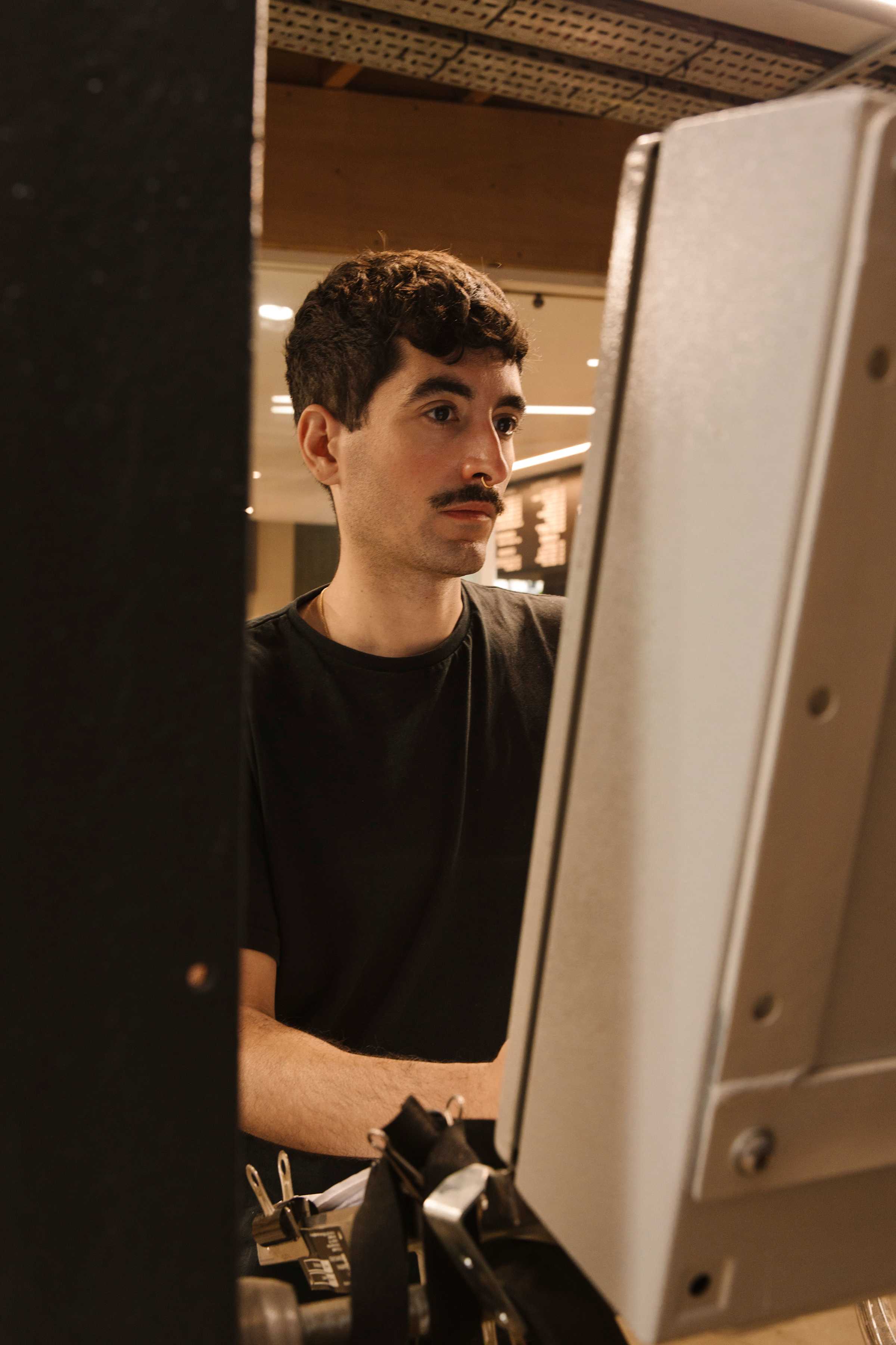 Coffee roasting methods — Drum roasting vs Hot air roasting | Allpress ...