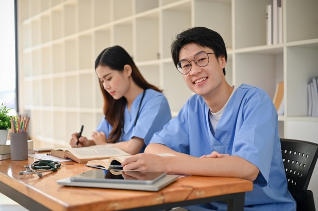 Health Science Degree Careers: Explore Your Path | Polygence