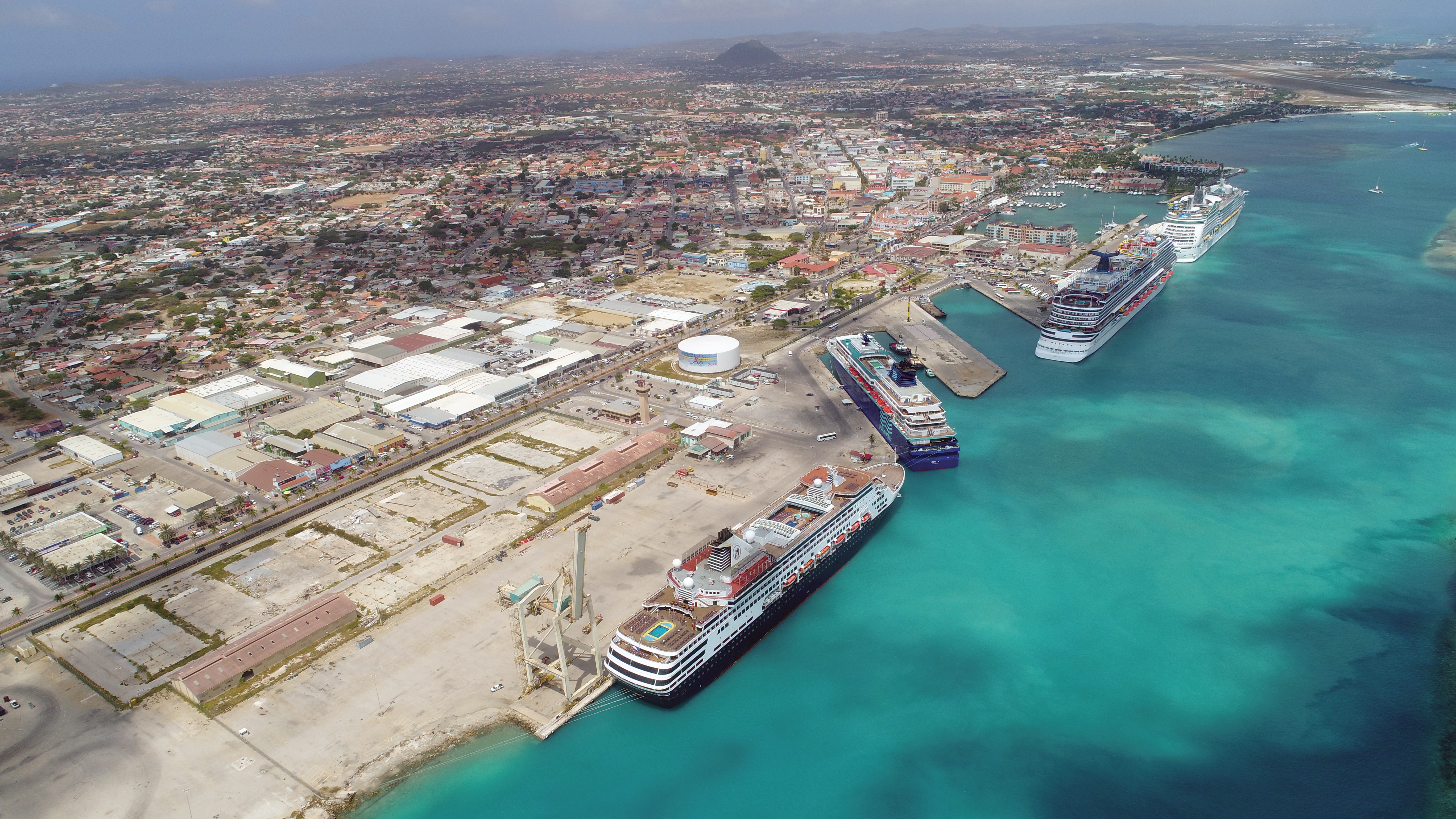 Sevenstar Yacht Transport | Port: Aruba