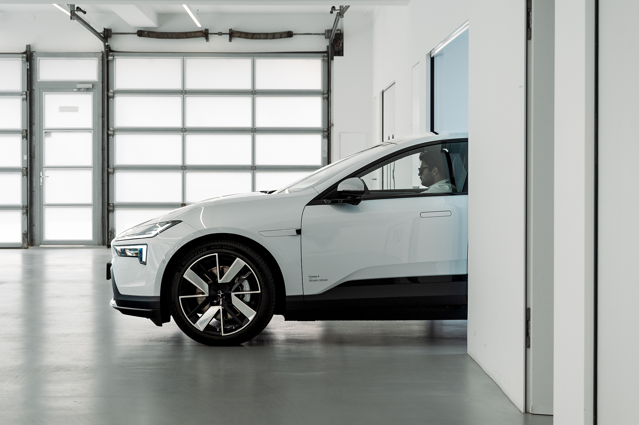 Polestar 4 får bakruta – och kombikaross