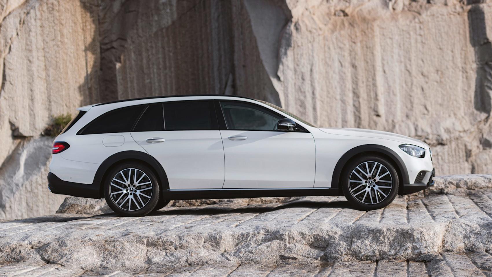 Bilduellen: Volvo V90 Cross Country vs Mercedes E-klass A...