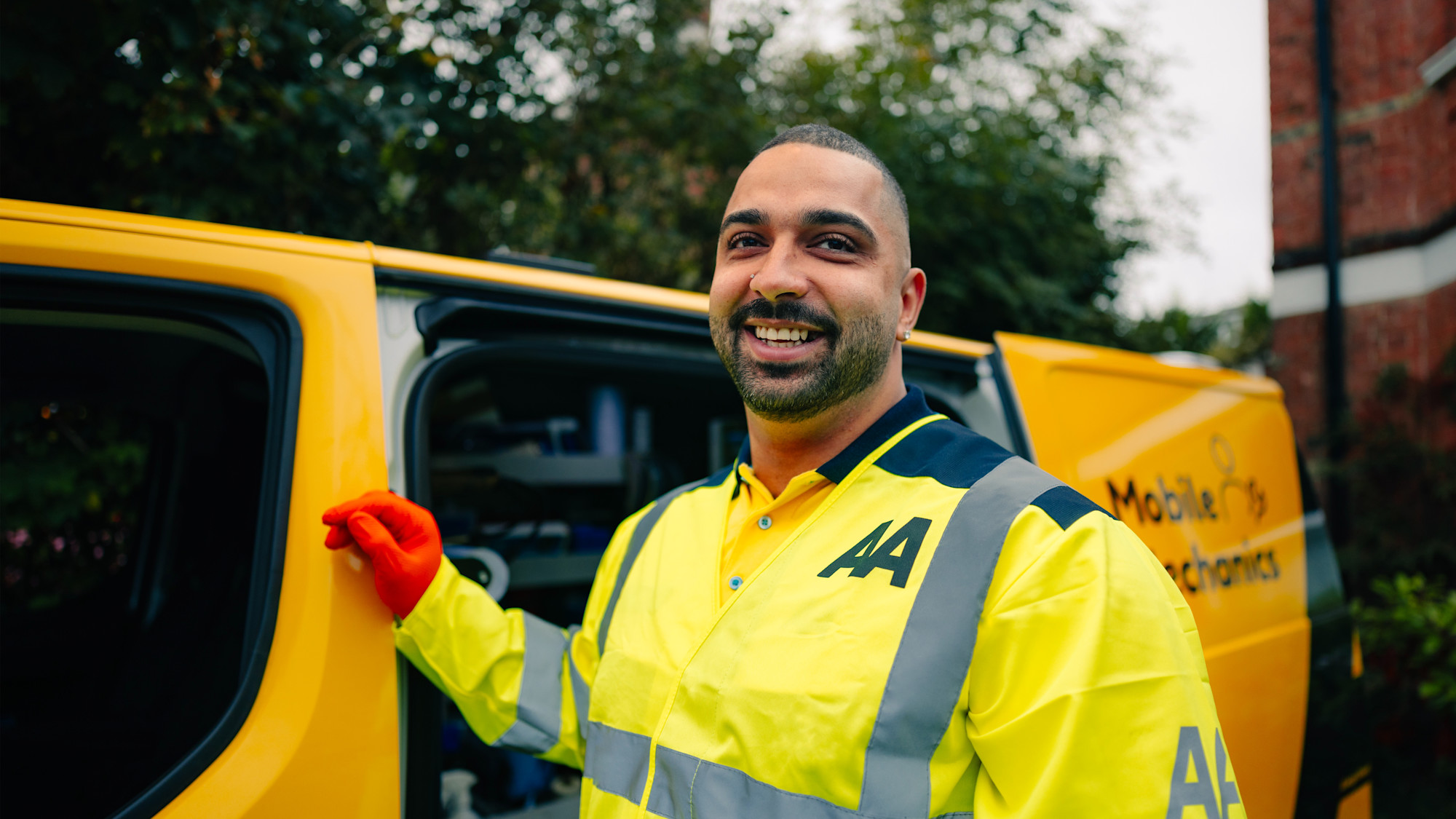 AA Mobile Mechanics, get your car serviced at home or work - Mobile ...