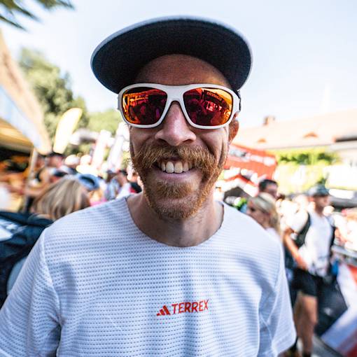 Elite runners supported by Precision Fuel & Hydration