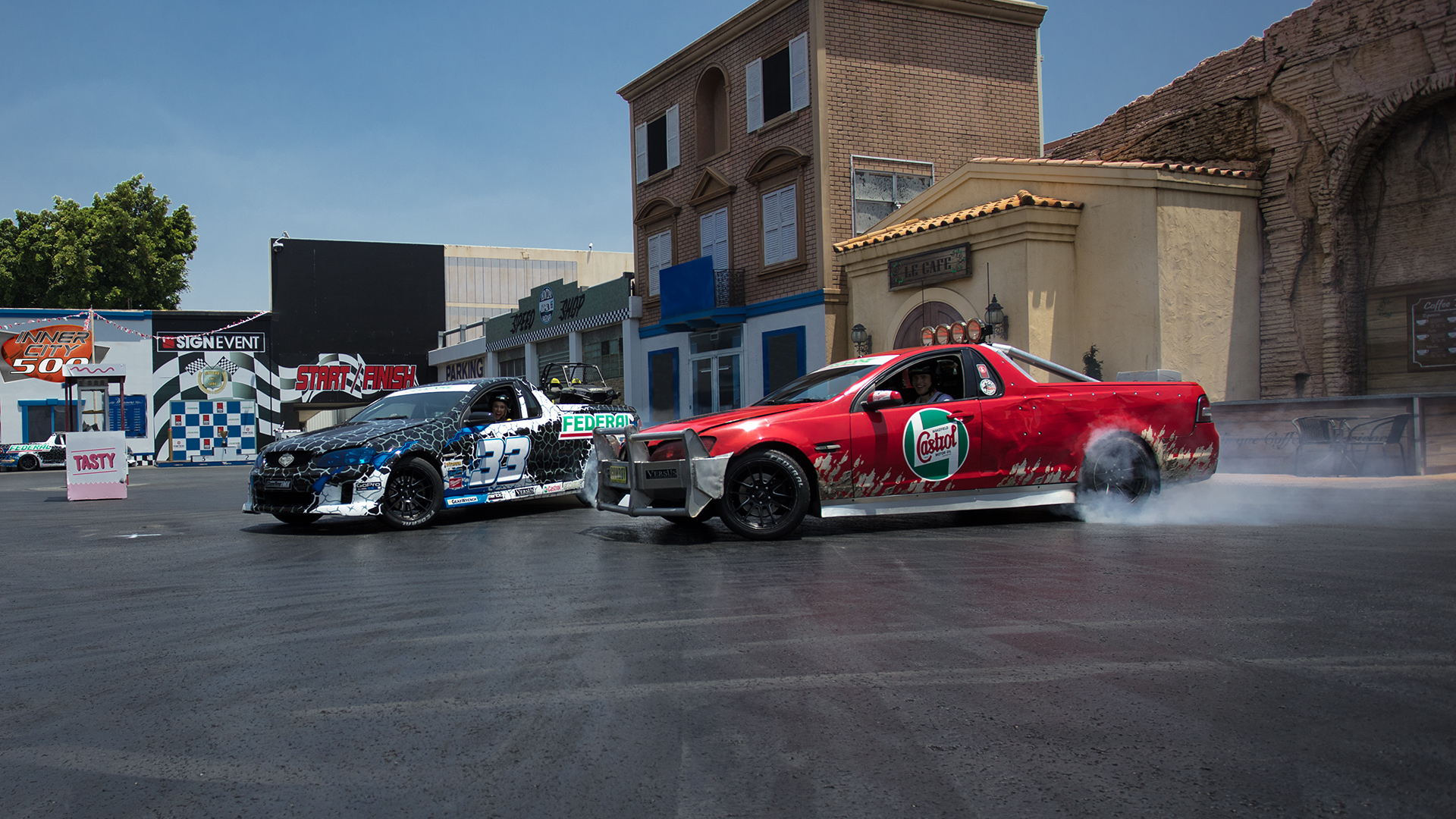 Hollywood Stunt Driver 2 Show at Warner Bros. Movie World