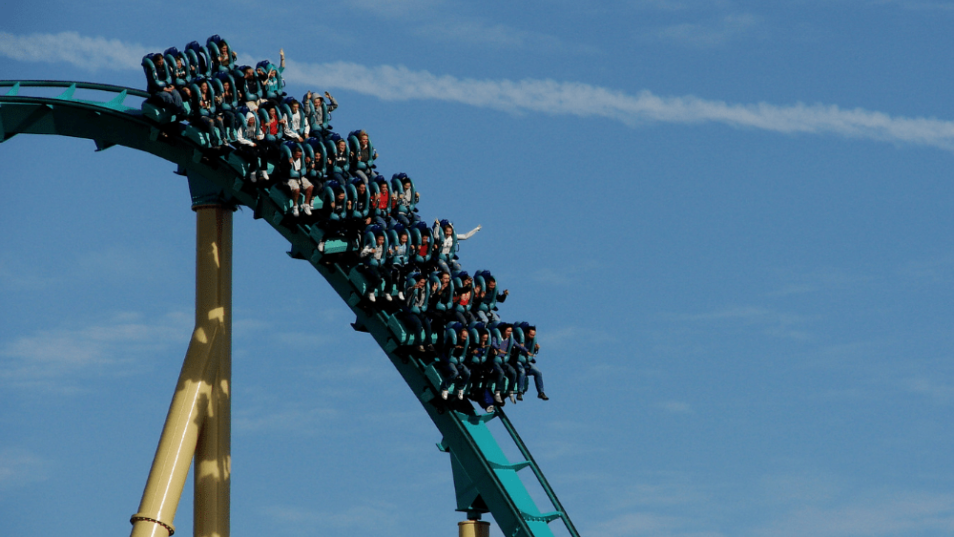 DC Rivals HyperCoaster - 6 of the World’s Best HyperCoasters