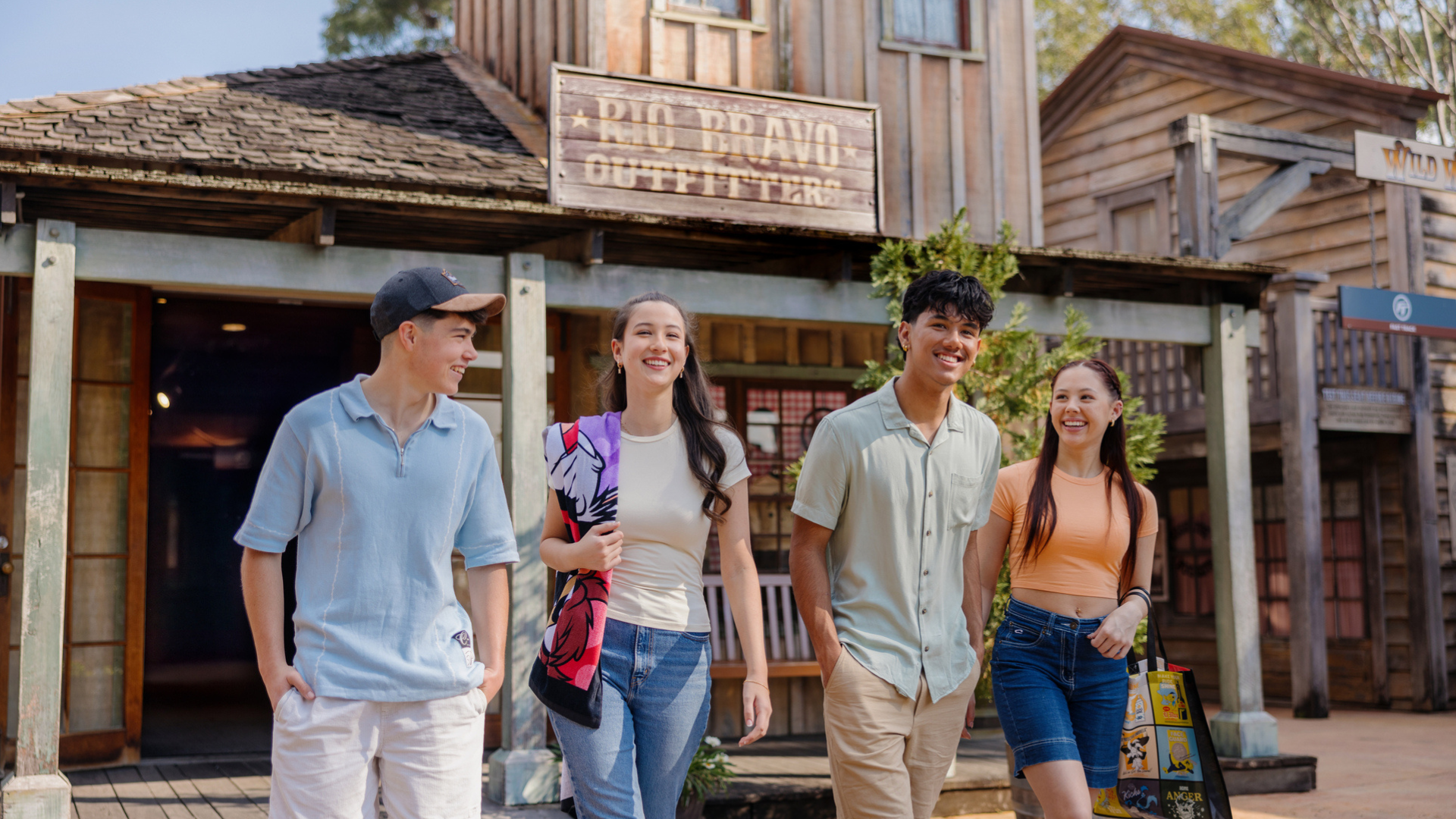 Shopping, Souvenirs & Merchandise at Warner Bros. Movie World