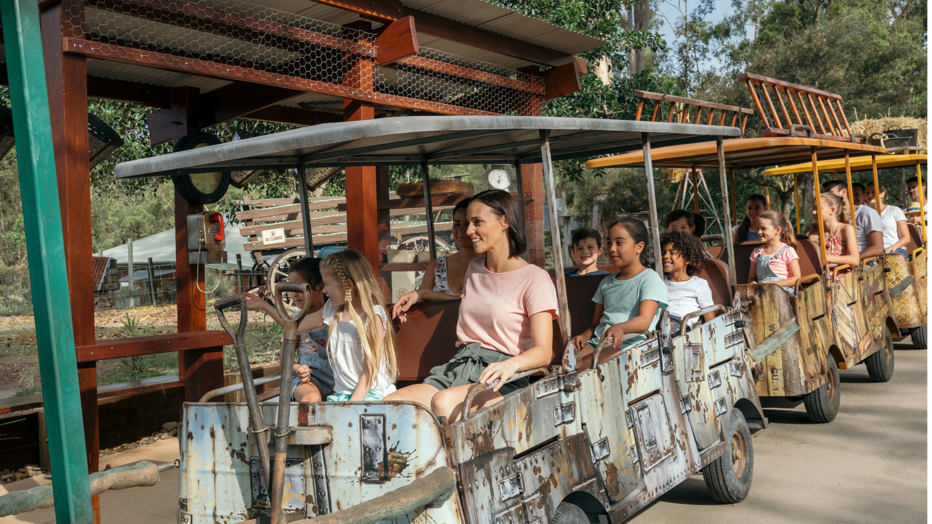 Shaun’s Tractor Ride: Fun Farm Ride for Kids