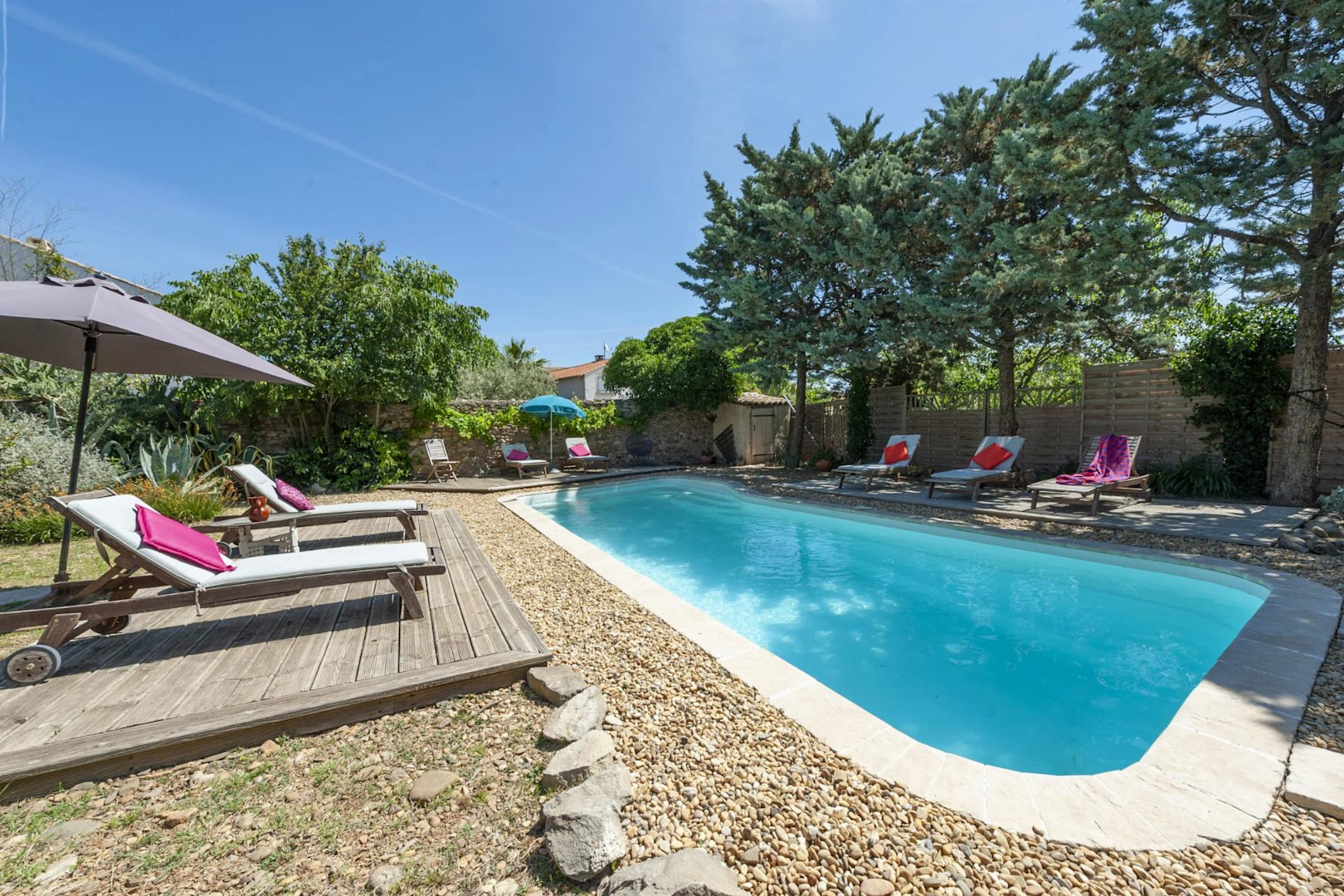 Le Somail, une halte de Charme sur le Canal du Midi