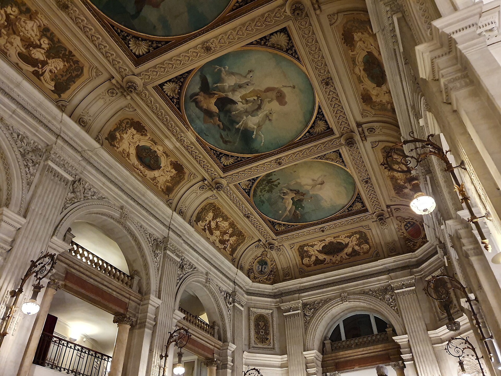 Discover the most beautiful opera houses in the Languedoc