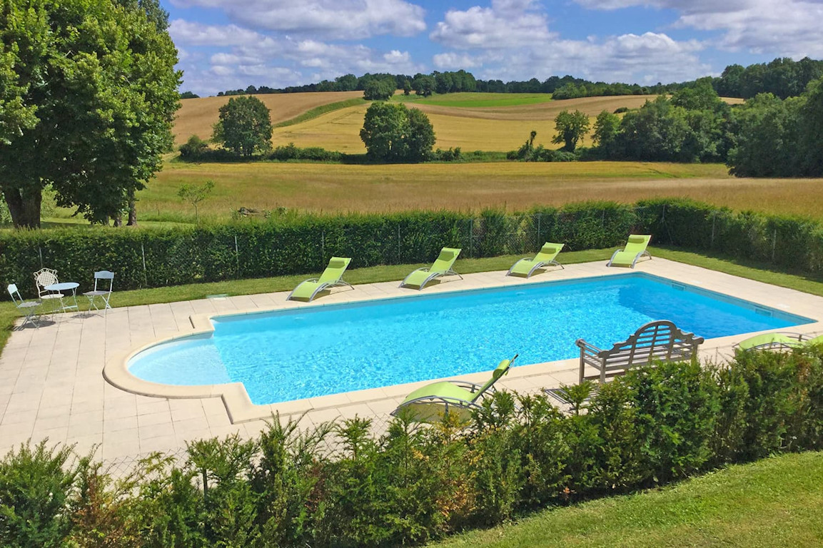 Locations saisonnières dans le sud de la France avec Pure France