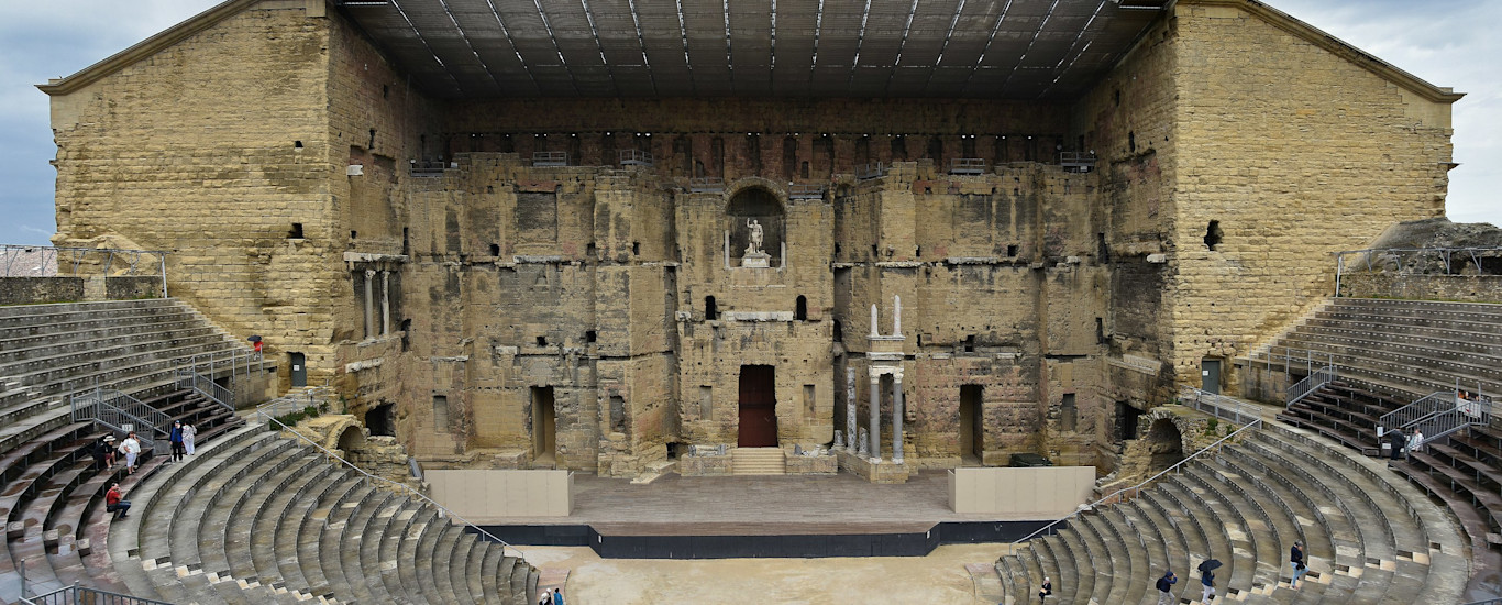 Discovering the most beautiful theaters in France