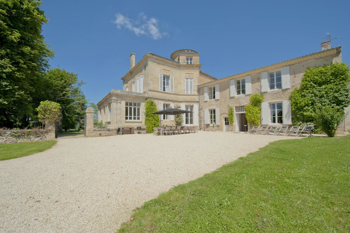 Holiday rental at The Château-Entre-Deux-Mers in Gironde