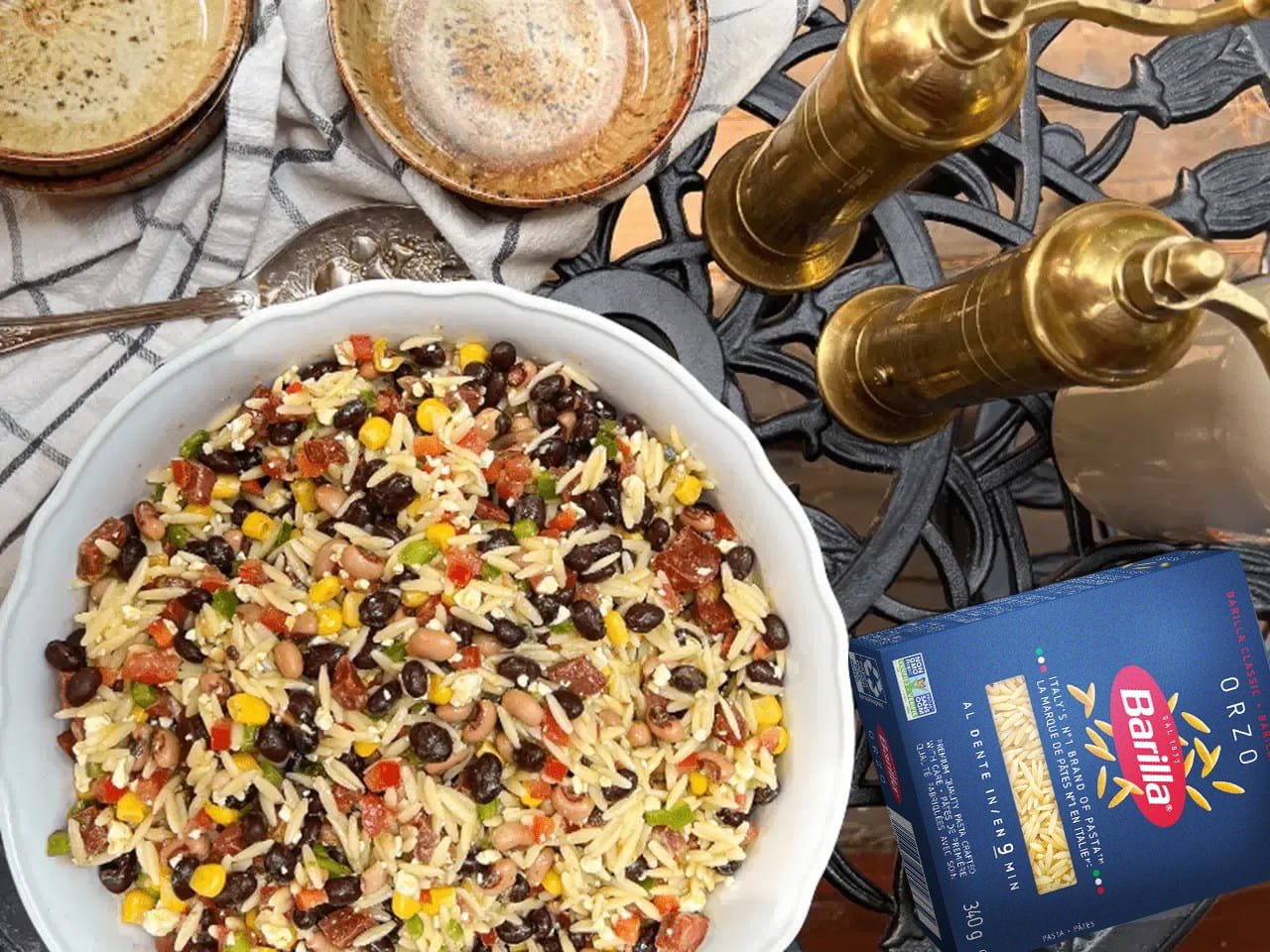 Salade de pâtes orzo Barilla à la bruschetta et au maïs grillé ...