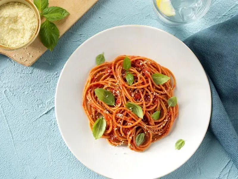 Chickpea Spaghetti Pasta with Tomato & Basil Sauce | Barilla